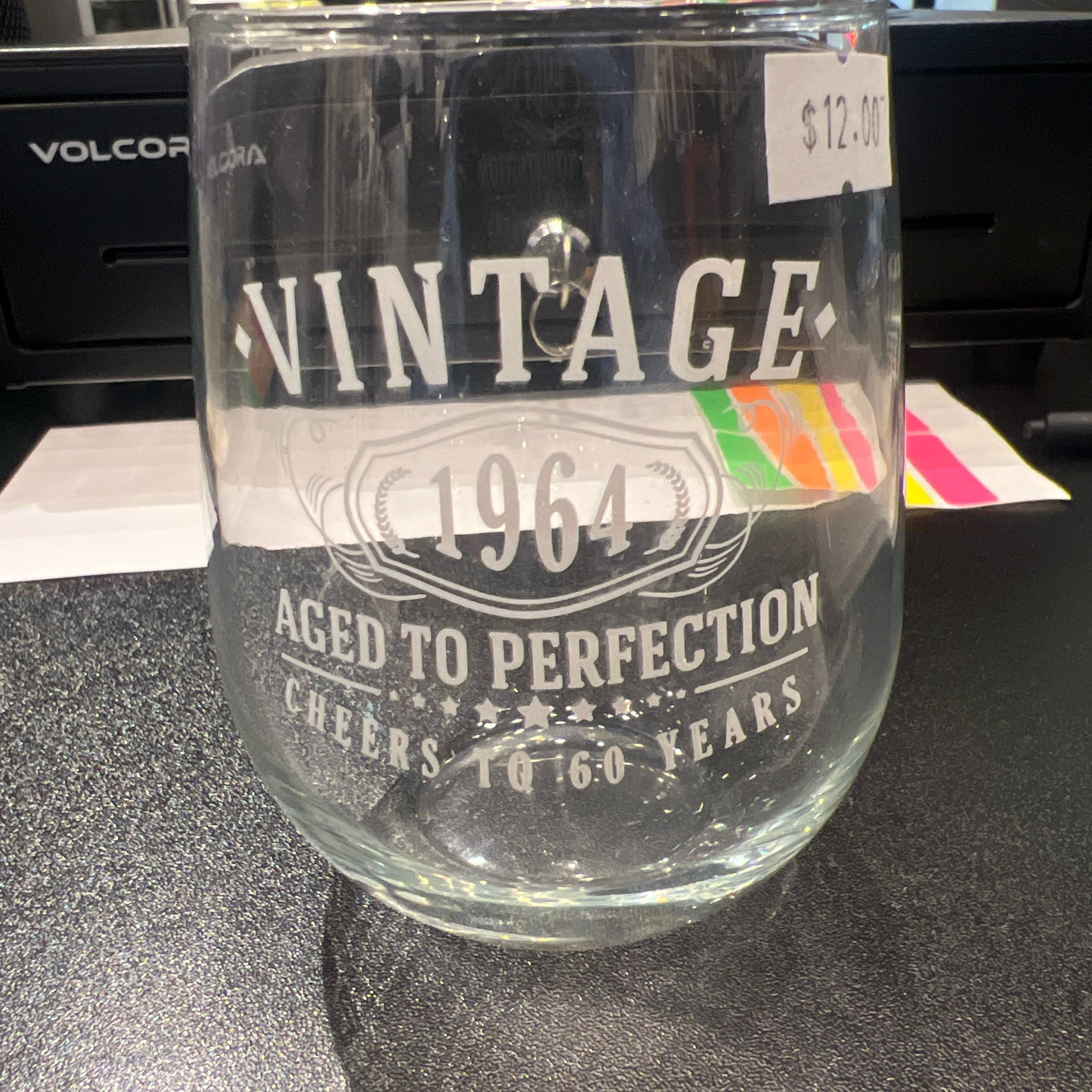 Cheers to 60 Years Vintage 1964 60th Birthday Wine Glass Stemless or ...